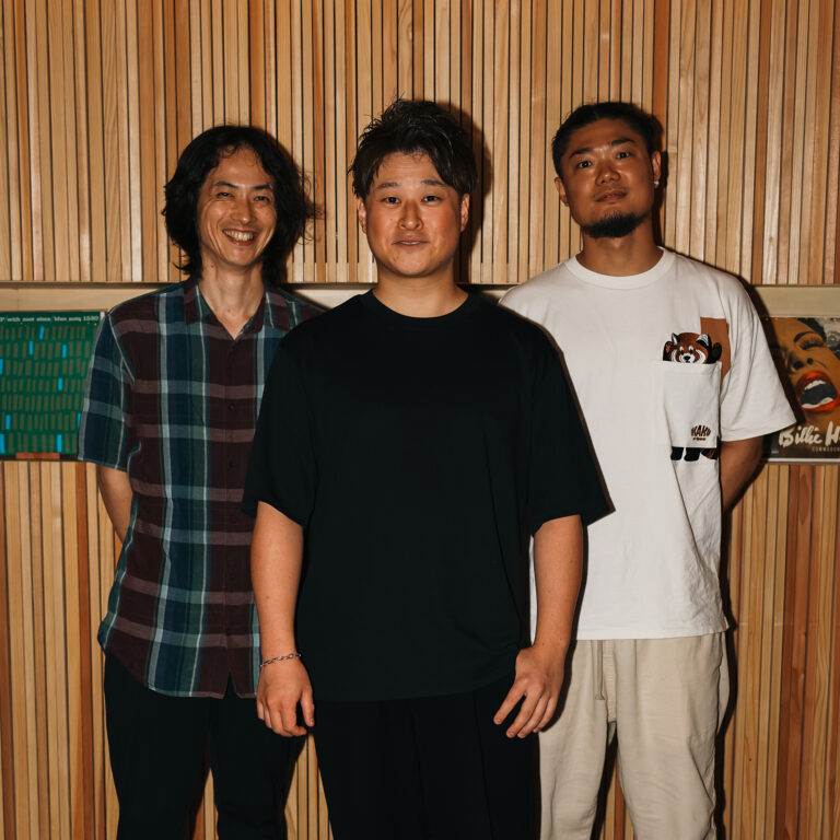 Kazuhiro Takemoto NEW TRIO | THE MOMENT JAZZ CLUB